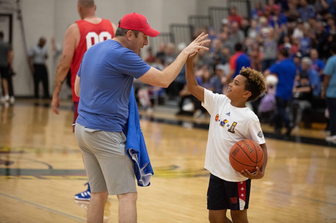 Red team tops Blue on unlikely buzzer beater at 14th annual Rock Chalk ...